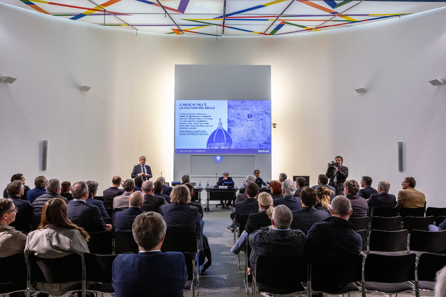 Italia leader mondiali nel settore del legno-arredo grazie al design ...