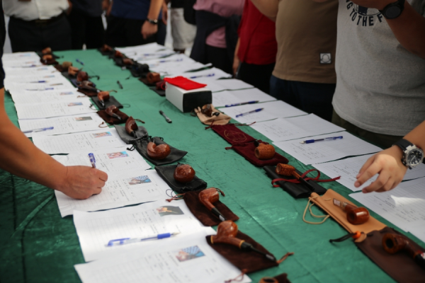 Posella Pipe vola in Cina per far conoscere le sue creazioni al Chengde ...